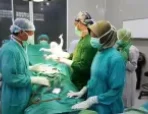 视频记录无痛分娩全过程，丈夫全程陪护，孩子顺利分娩