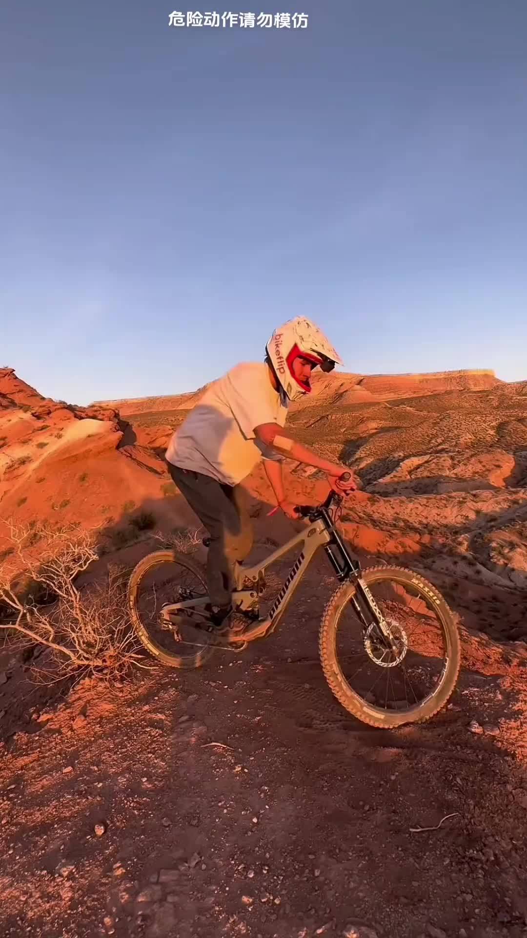 在极限运动的世界里,没什么规则能束缚我们的冲动.