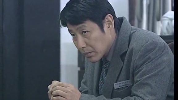 银行内部出现高额现金丢失,会计成为怀疑对象