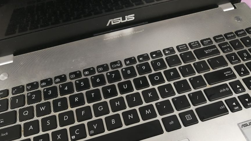 这样做清灰散热处理后,华硕N56笔记本电脑温度立马下降了15度