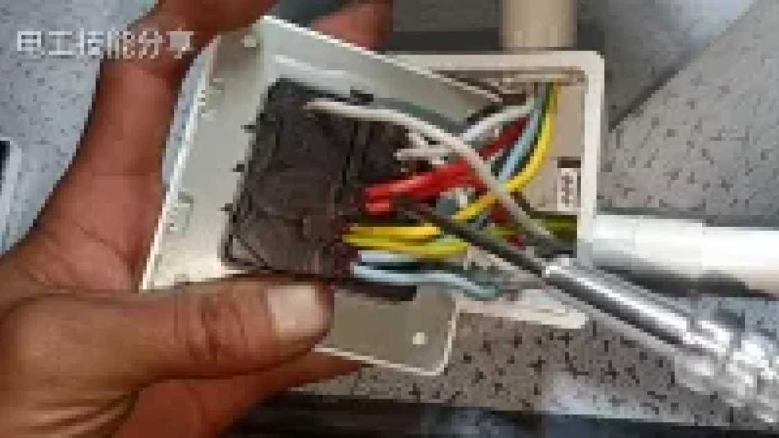 电工知识: 单控灯改单开五孔双控灯, 开关双控一个灯, 插座怎么接线? ...