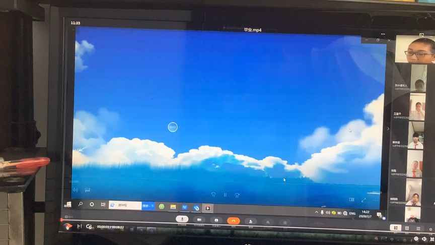 打开电脑,翻看着文件,满满的回忆啊