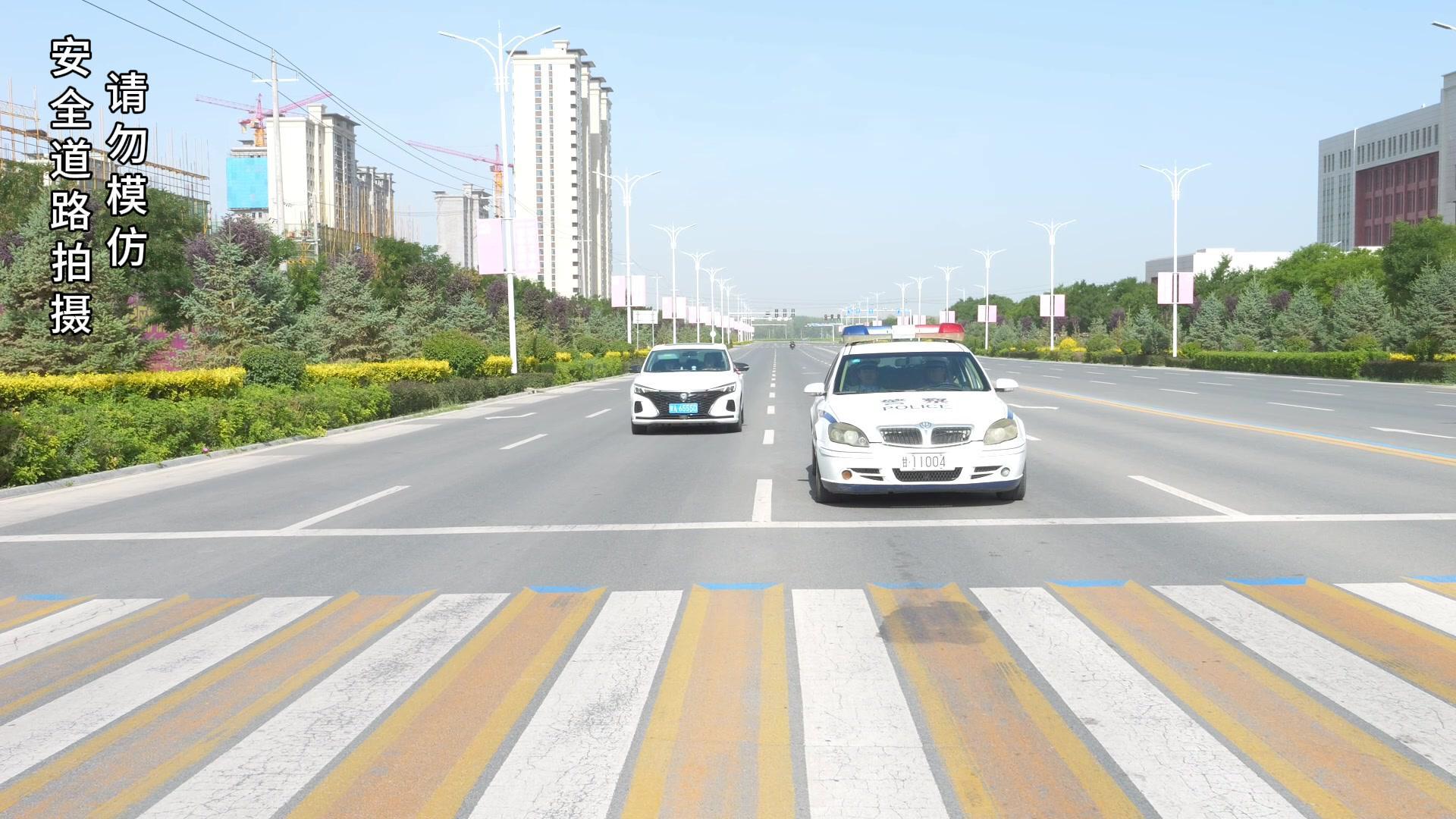 乘车系好安全带,发生意外防伤害#安全带#文明出行