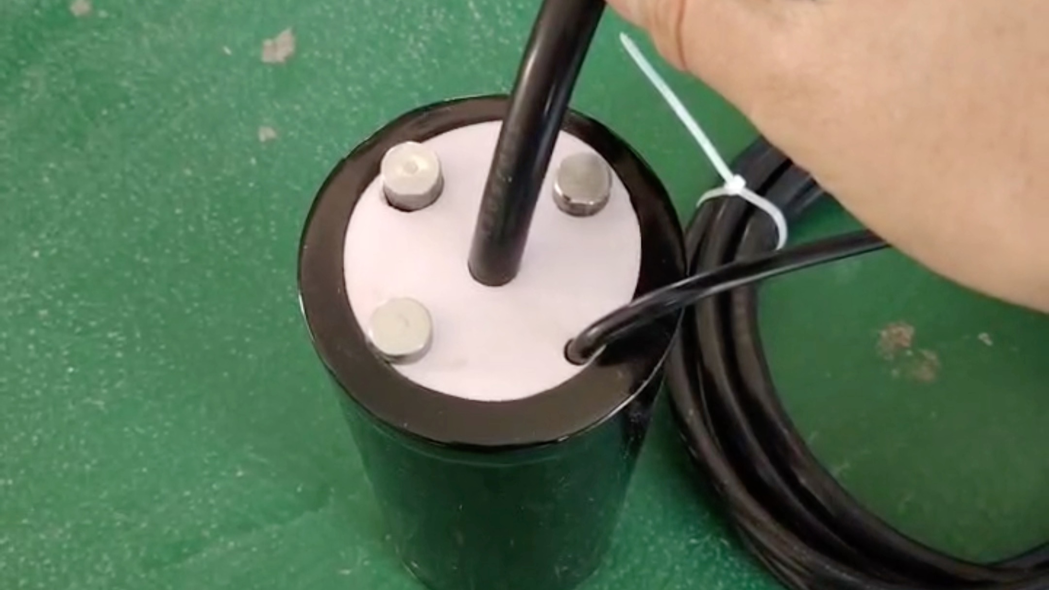 定制极化探头!方便测量管道电位#极化探头 #阴极保护 #参比电极