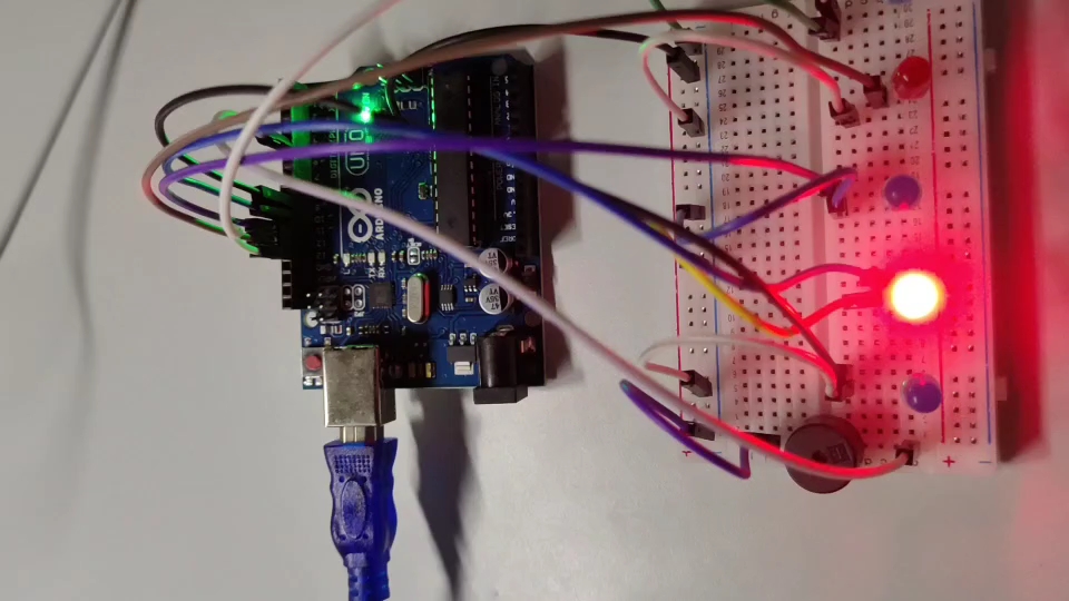 无源蜂鸣器搭配流水灯,Arduino作品集