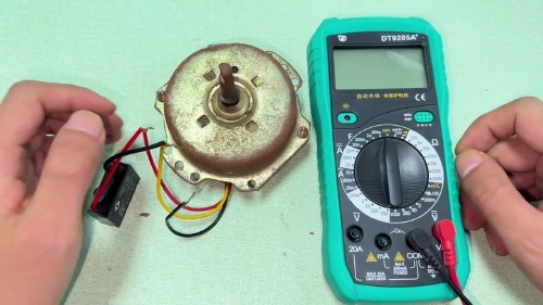 万用表测量电阻,电机好坏竟然藏在这些细节中?看完你就懂了