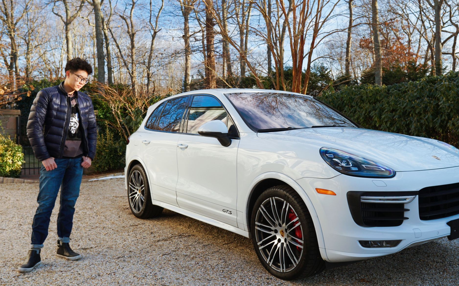 保时捷卡宴GTS颜值爆表,操控俗称SUV里的911,贵30万就为了20匹...