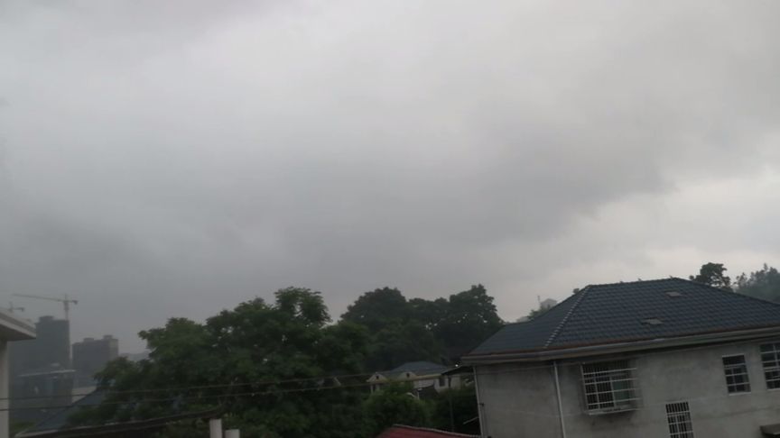 下雨前天空的变化到下雨的过程ߘ