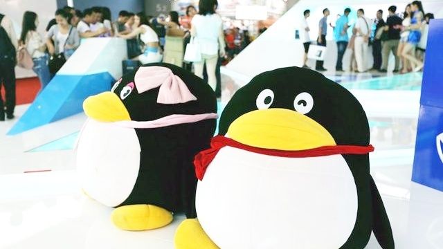 QQ又出新功能,聊天界面重大升级,你会放弃微信重用QQ吗?