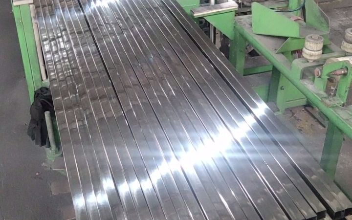 304不锈钢方管是这样做出来的