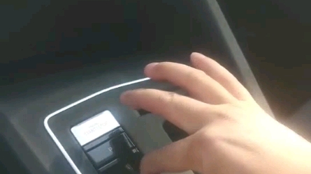 大众高尔夫8的正确换挡姿势