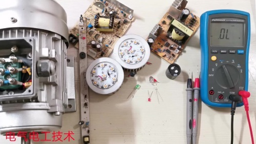 三招教你秒判二极管正负极,电工必看!(1