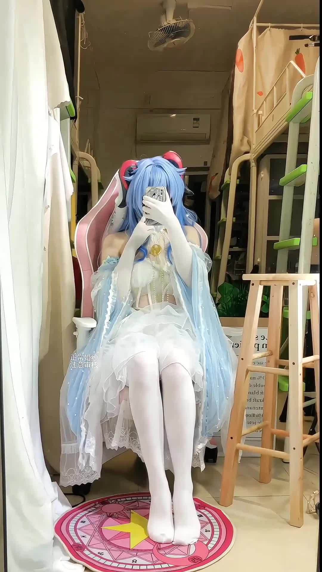 摄影留念,定格瞬间,留住美好回忆画面。