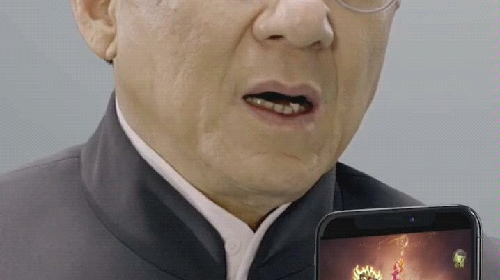 震惊 成龙大哥竟代言传奇手游