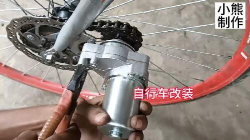 小伙爆改自行车成电动车!第三段神操作惊呆全网