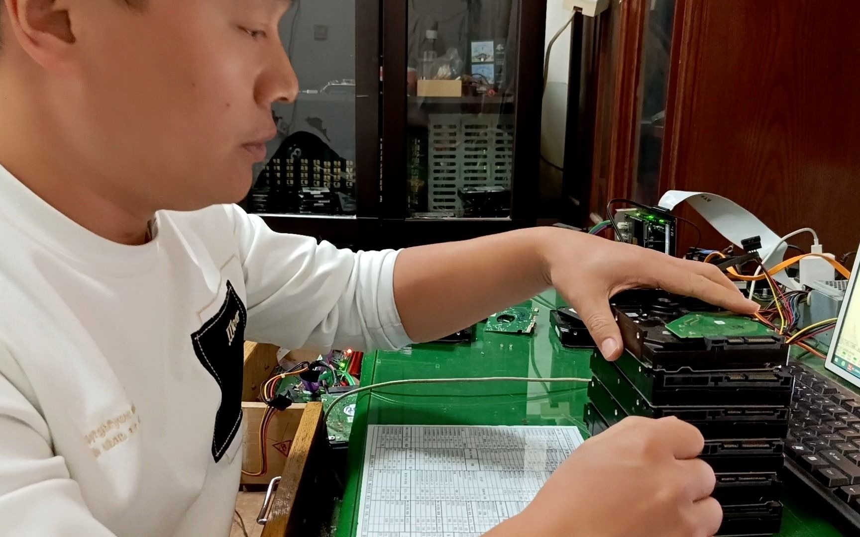硬盘不认盘怎么知道是什么问题,怎样初步检测过程简单#数据恢复