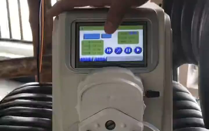 智能流量型蠕动泵冲洗50米长管路的应用