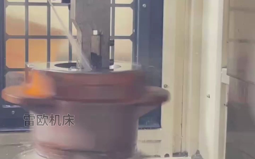 雷欧飞轮壳立式数控车床 盘类加工立车 多功能数控立车