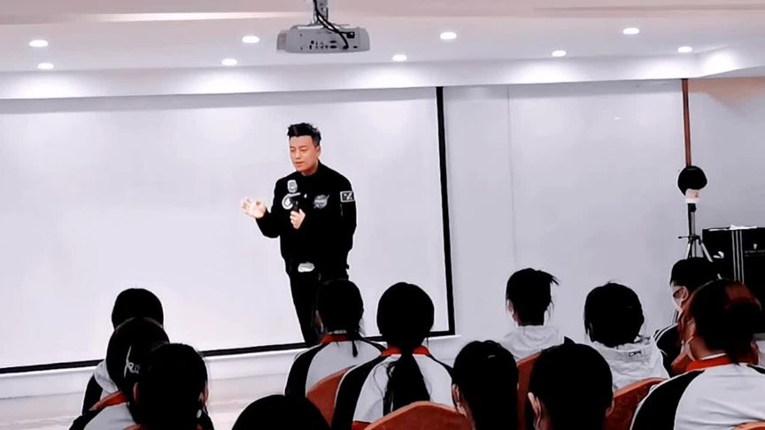 #记录校园生活 #学生时代 #美发与形象设计