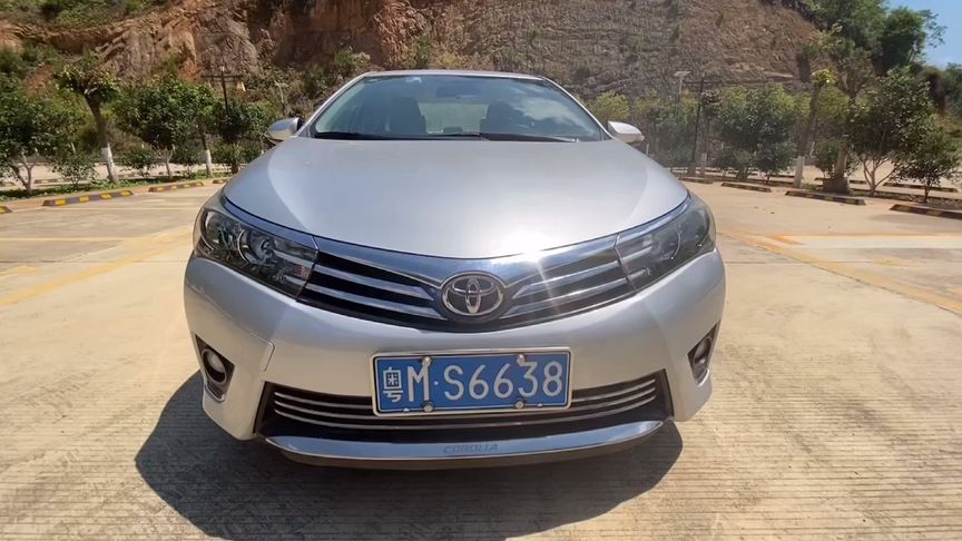 17年丰田卡罗拉1.6L自动挡