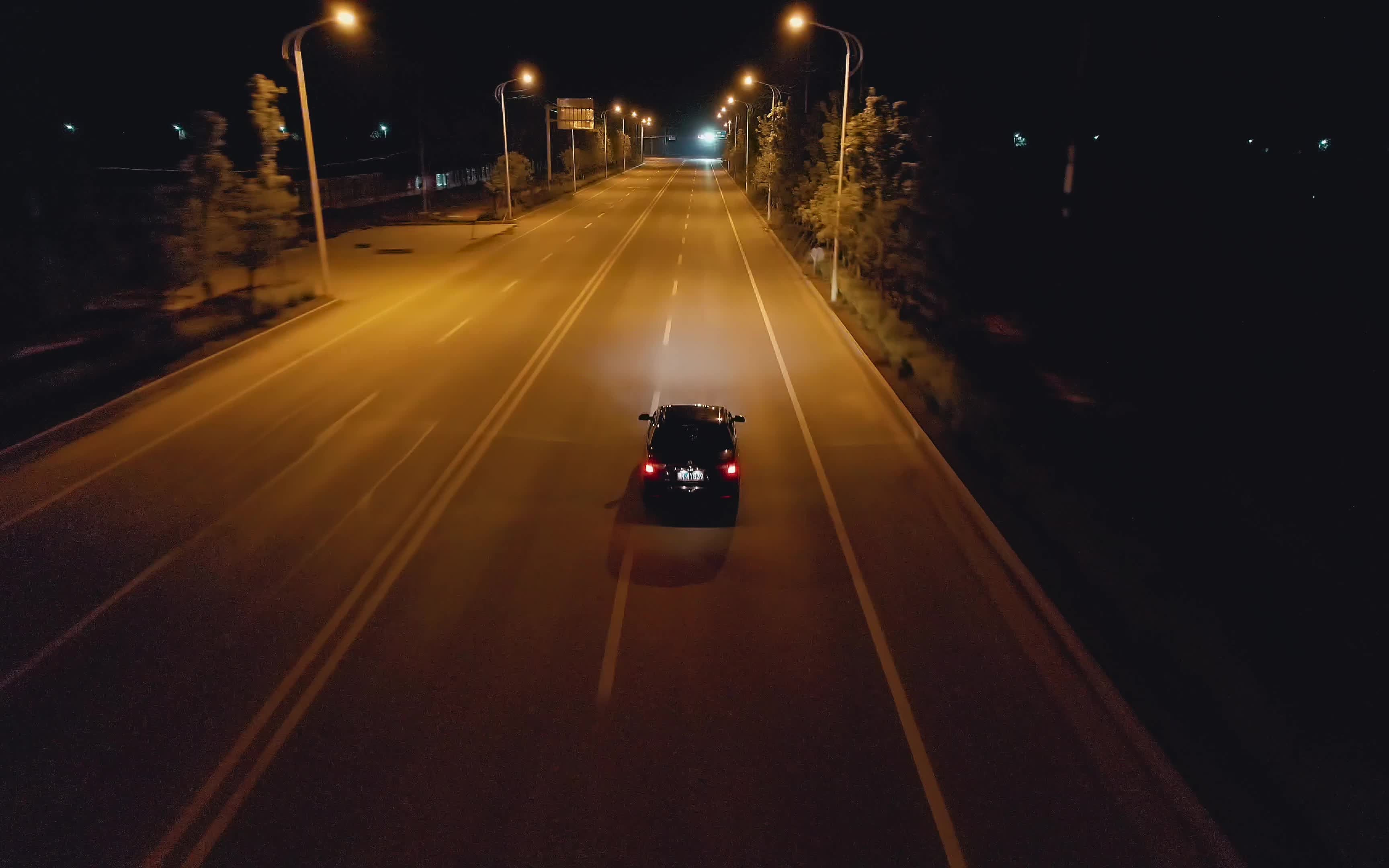 【4K】夜景手动行车跟拍|大疆Air 2S极限暗光测试|HLG调色练习