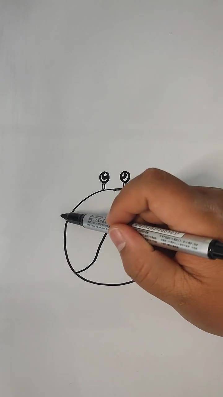 简笔画教程--一只大螃蟹