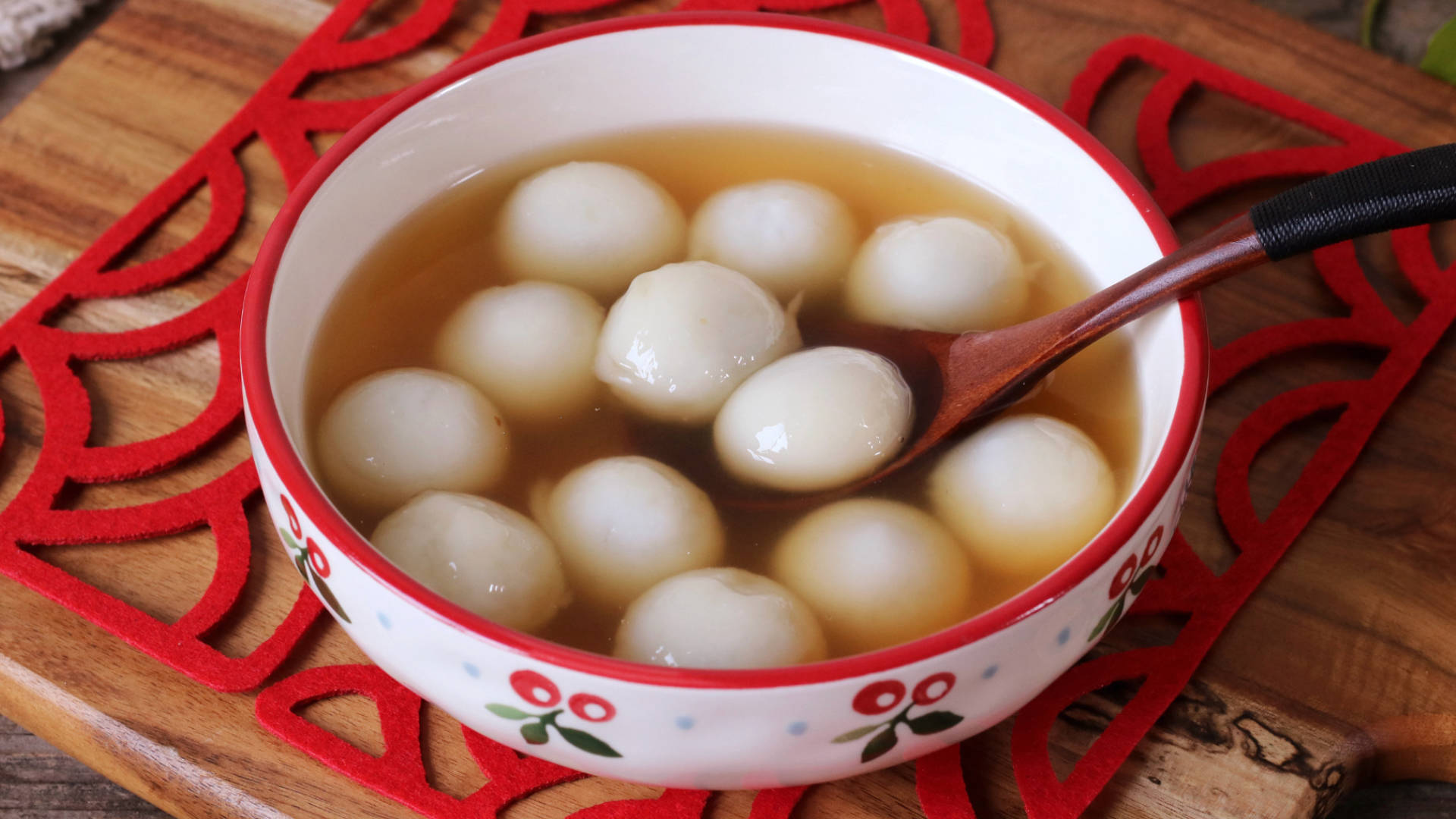 17款汤圆对比:2颗汤圆热量约为半碗白米饭,17款汤圆脂肪含量最高...