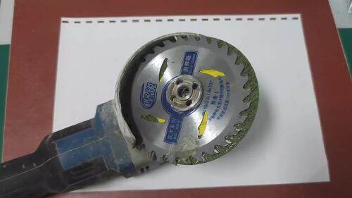 木工锯片和角磨机切片同时安装在角磨机上不会反弹在网上火了