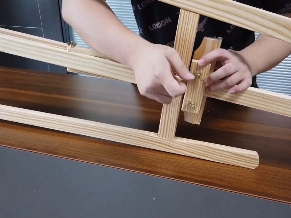 木画架安装视频