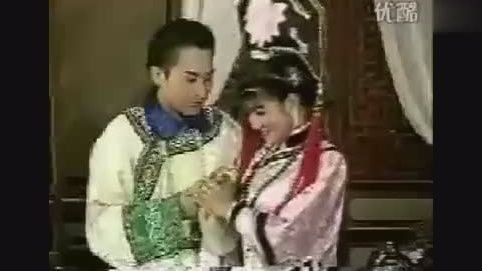 这不是MV,这是真正的越南版《还珠格格》
