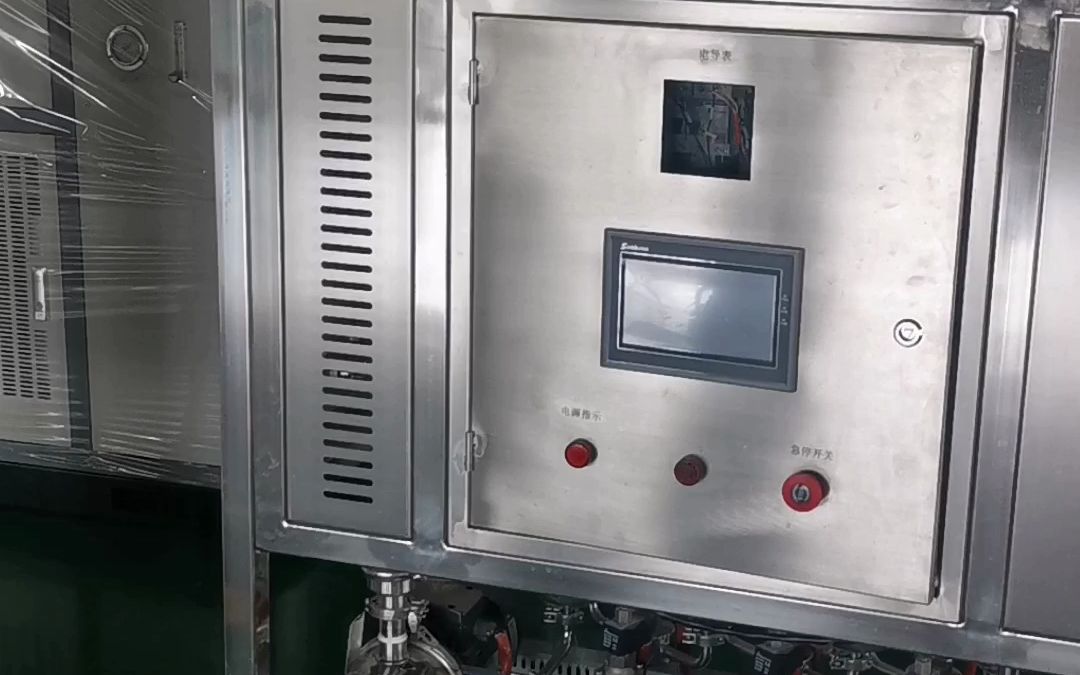 列管多效蒸馏水机在制药行业中或酒业行业中都会使用到,出水电导率...