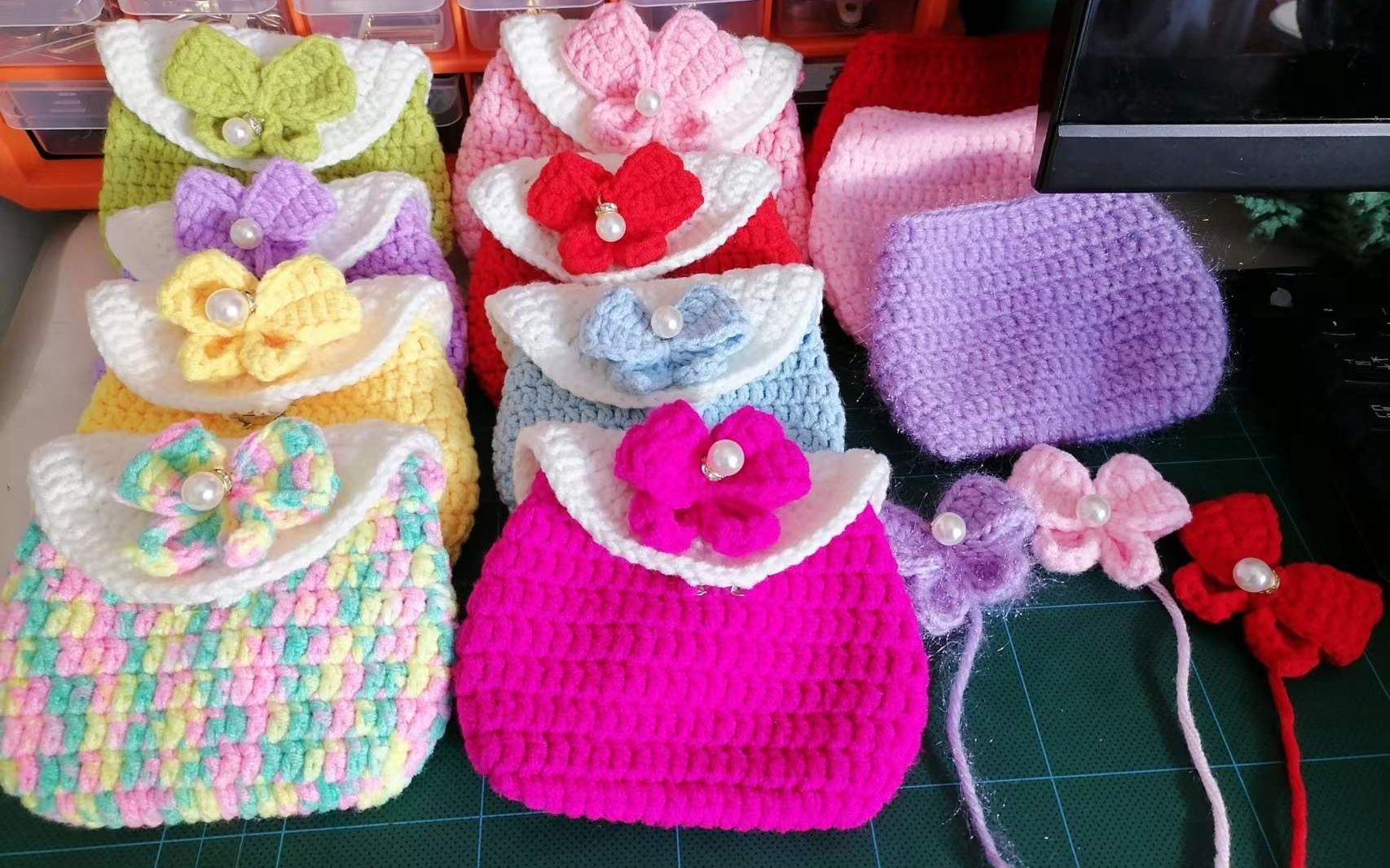 (2)可爱至极蝴蝶结儿童亲子包包钩针编织教程:新手一样可以编织