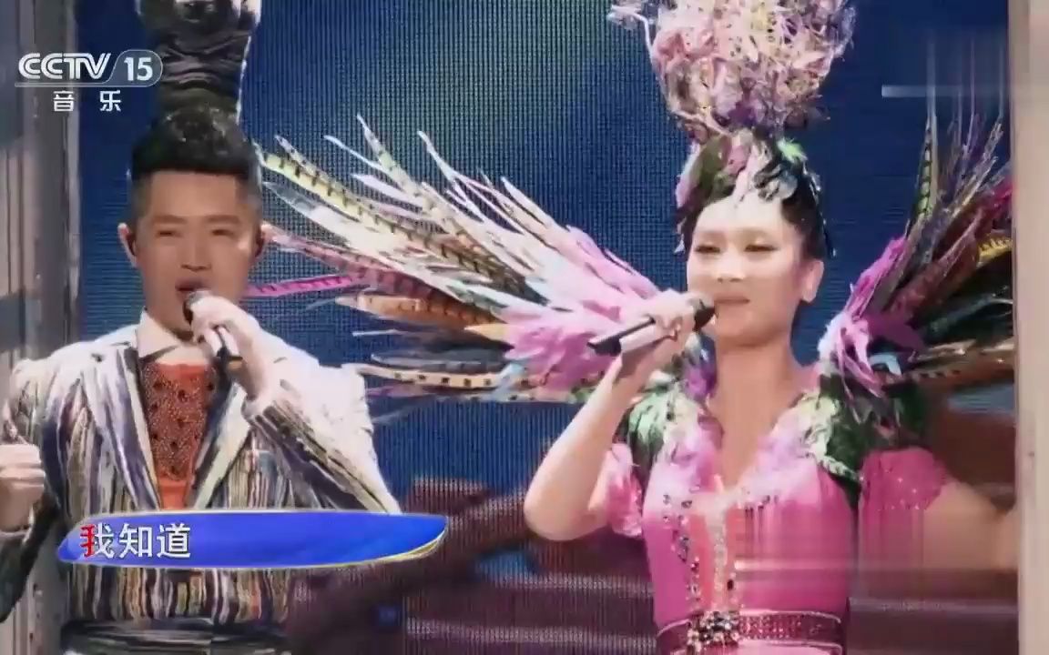 《最炫民族风》经典歌曲现场版MV - 凤凰传奇