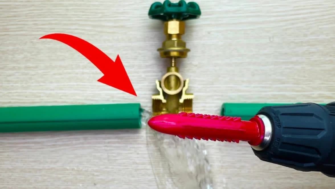 临时热熔接水管教程,聪明的水电工经常维修水管的好方法