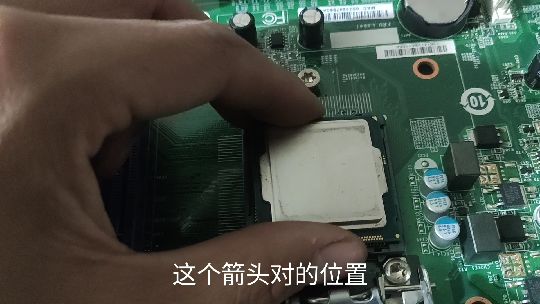 主机更换主板教程,CPU安装办法和各种排线连接步骤,一看就会。