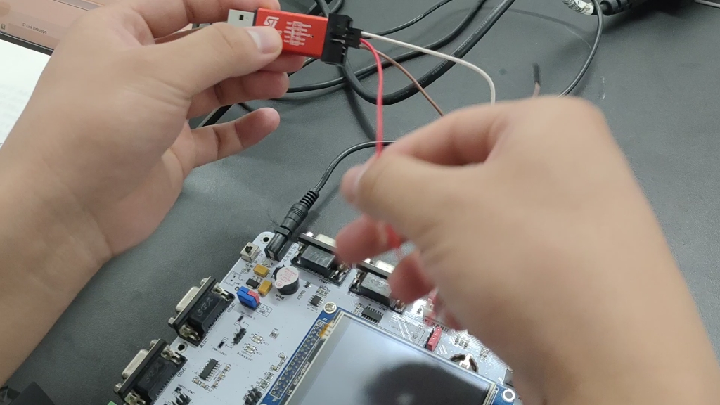 stm32f107实验板stlink如何接线