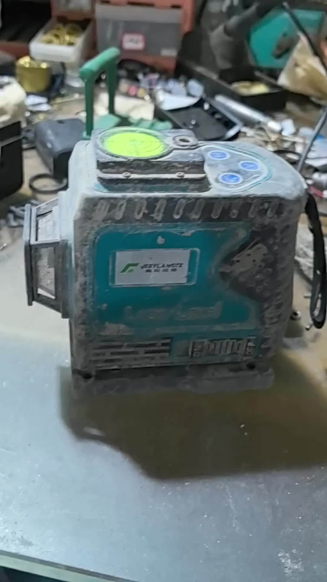 #水平仪 #水平仪维修 #测绘 #瓦工 12线不准校准