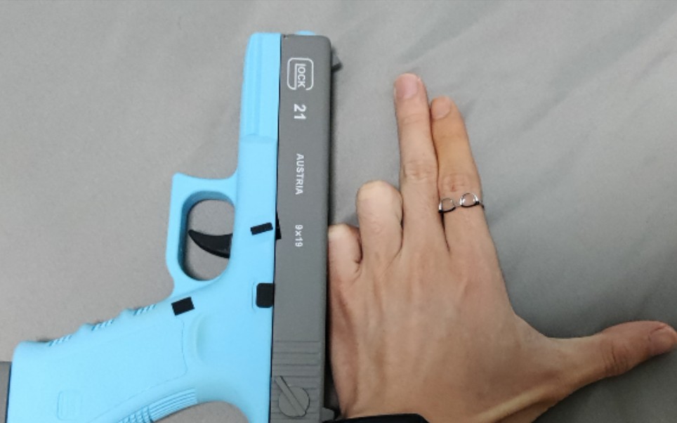 拆解!不可发射!半自动皮筋反吹抛壳glock儿童玩具模型