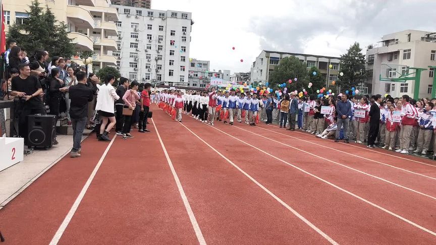 #运动会开幕式 #校园时光 初中运动会爵士舞➕拉丁舞表演