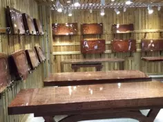 实木巴花工厂展厅 各种纹理大小尺寸大板茶桌茶盘 办公桌椅 画案 公司...