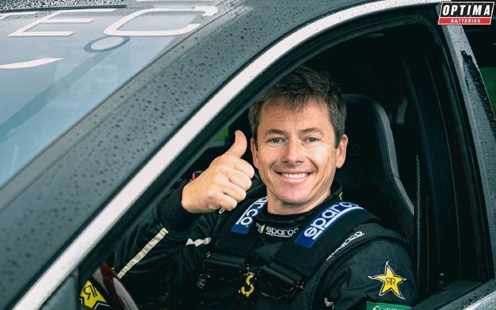 一辆改装的奔驰R63 AMG让Tanner Foust开最高时速能有多快?266km/h!