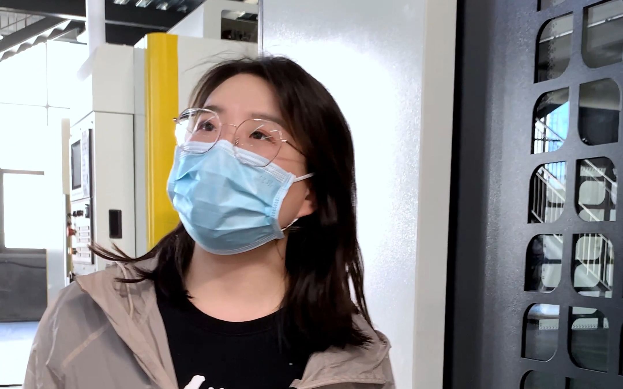 加工中心攻丝过程中突然断电怎么办?