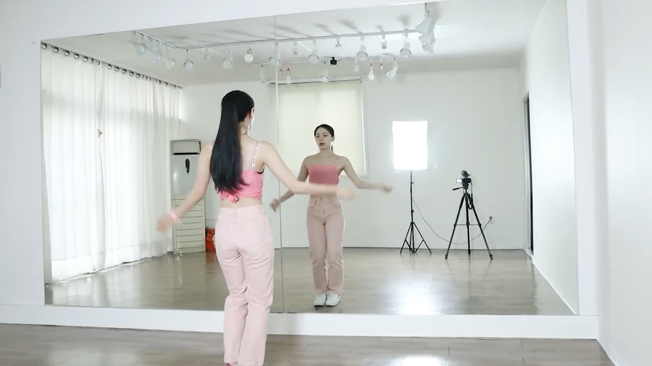 POP-林娜琏 对镜翻跳+舞蹈教学(分解动作)