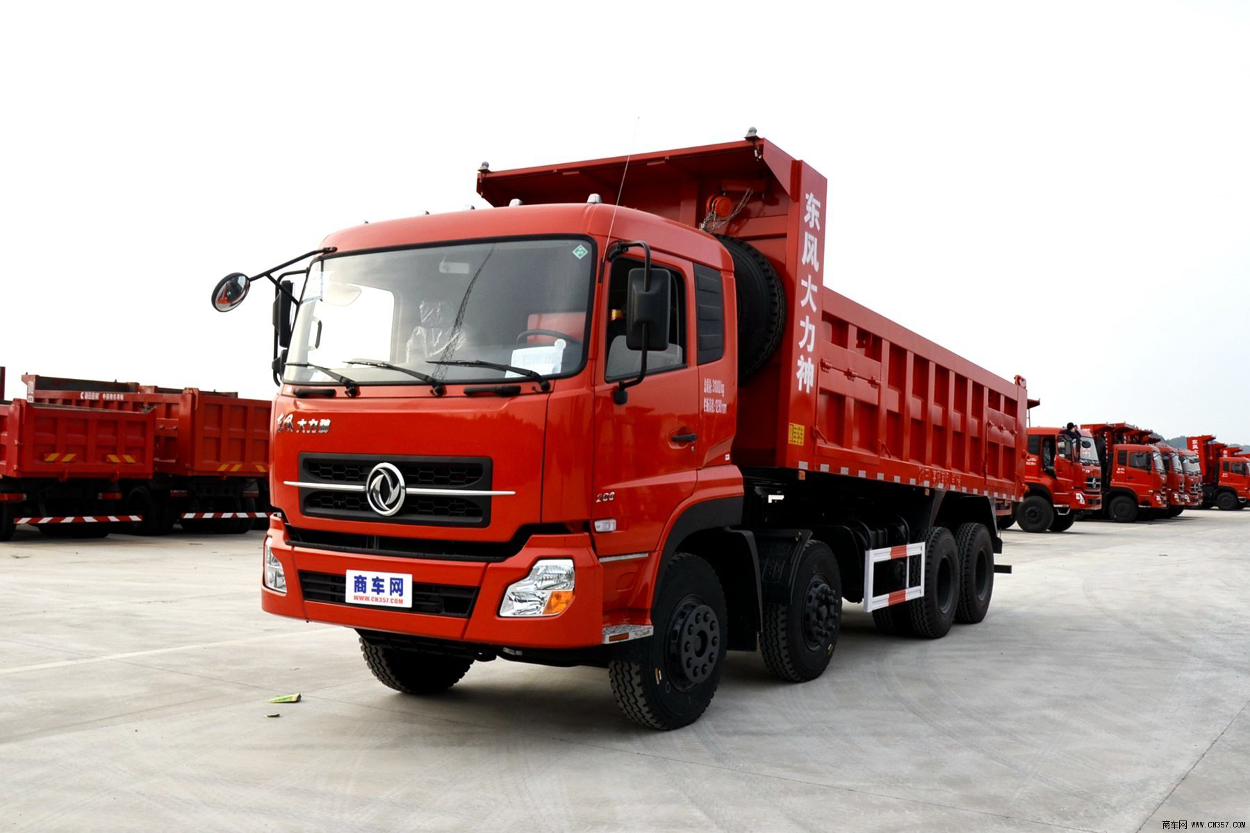 纯数字车牌东风大力神前四后八自卸车