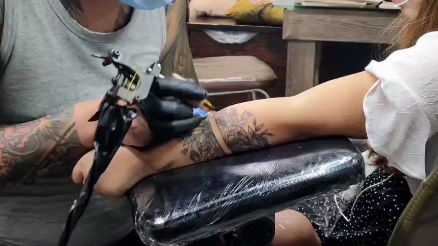 #遮盖旧纹身 #皮秒激光洗纹身 #纹身刺青 #日式老传统 #女生纹身