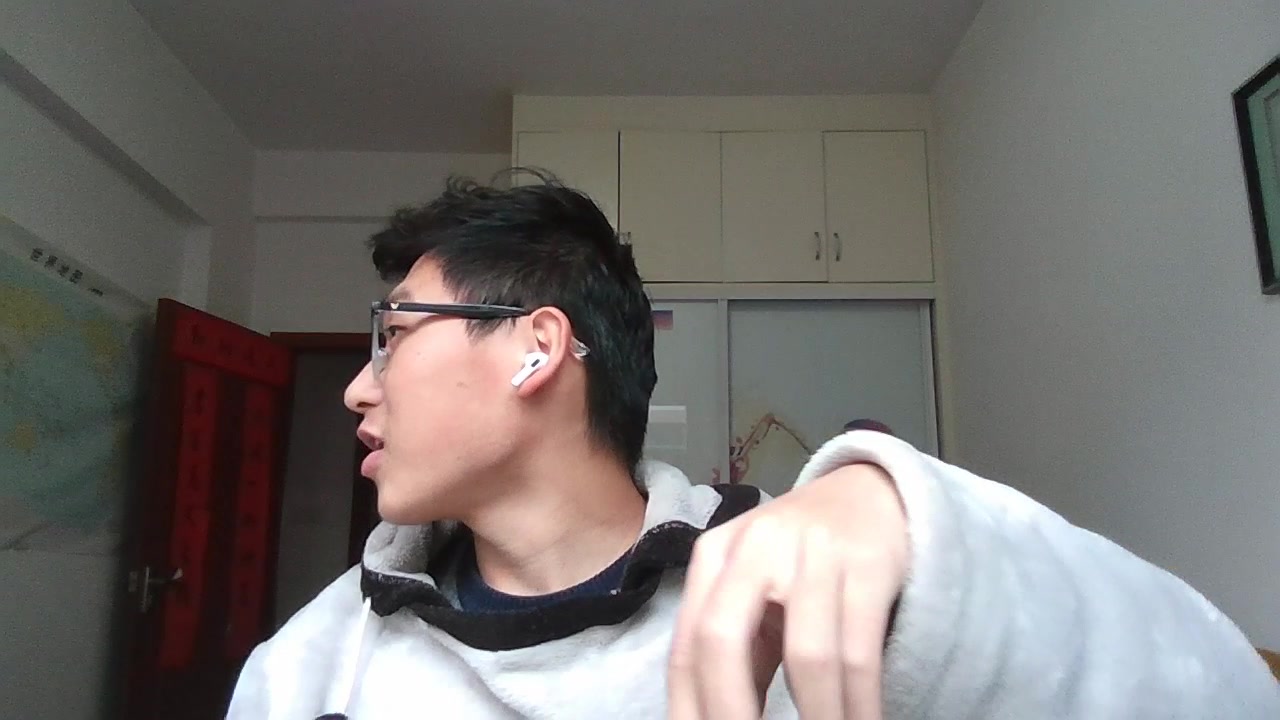 记录一下人生的第一次剃胡子!