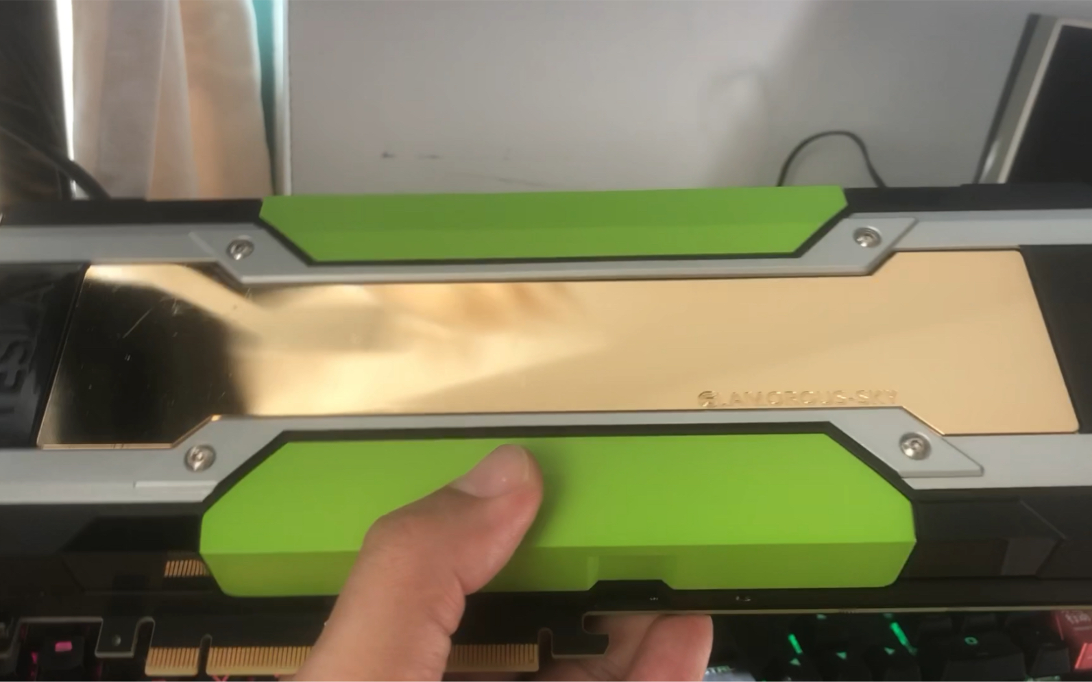 全宇宙最强最便宜最安静的TeslaM40P40K80V100P100计算卡无损...