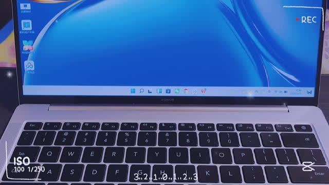 新电脑的快乐触屏笔记本电脑,触屏功能太喜欢了