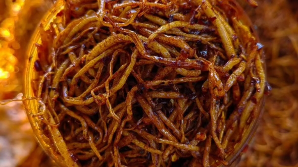 佤味撇菜根,也叫韭菜根,堪称下饭神器,带你感受不一样的舌尖