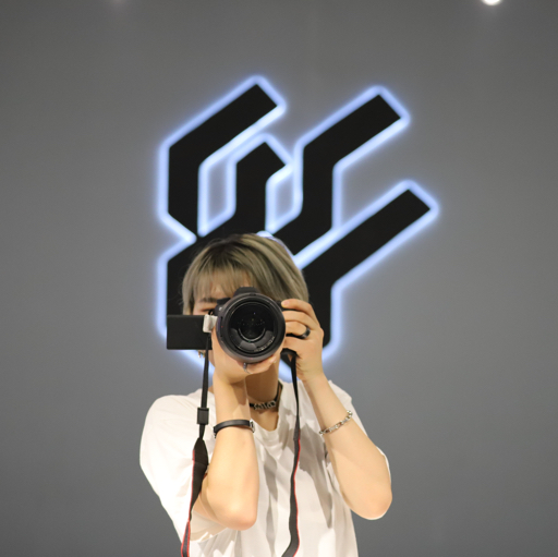 万舞公社 
